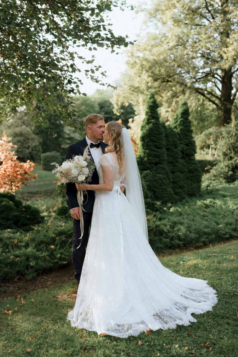 Real Bride Līna - Amelii Bridal Look Inspiration